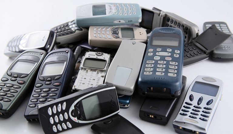Recycle or Resell: What to Do with Old Mobile Tech | Techno FAQ