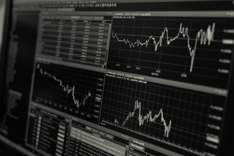 Online Trading: Understanding the Technological Foundations | Techno FAQ