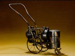 How Was The First Vacuum Cleaner Made? | Techno FAQ