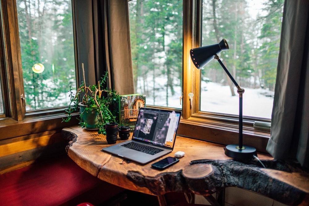 Five Practical Ideas for Setting Up a Home Office for the First Time ...
