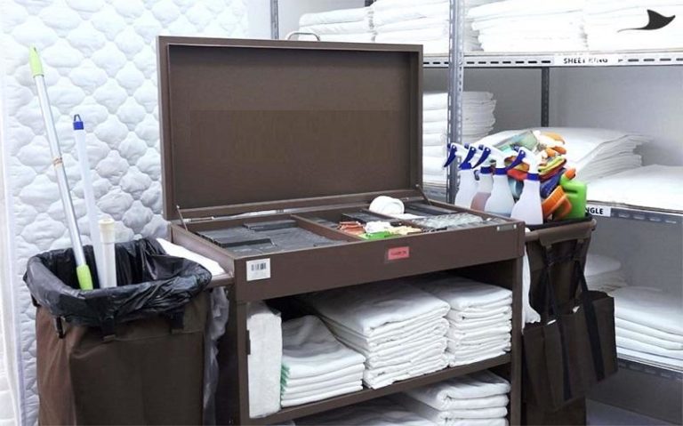 Housekeeping Trolley: Basic Equipment for the Hotel Industry | Techno FAQ