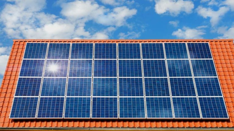 Tips on Choosing the Best Solar Panels for Your Needs | Techno FAQ