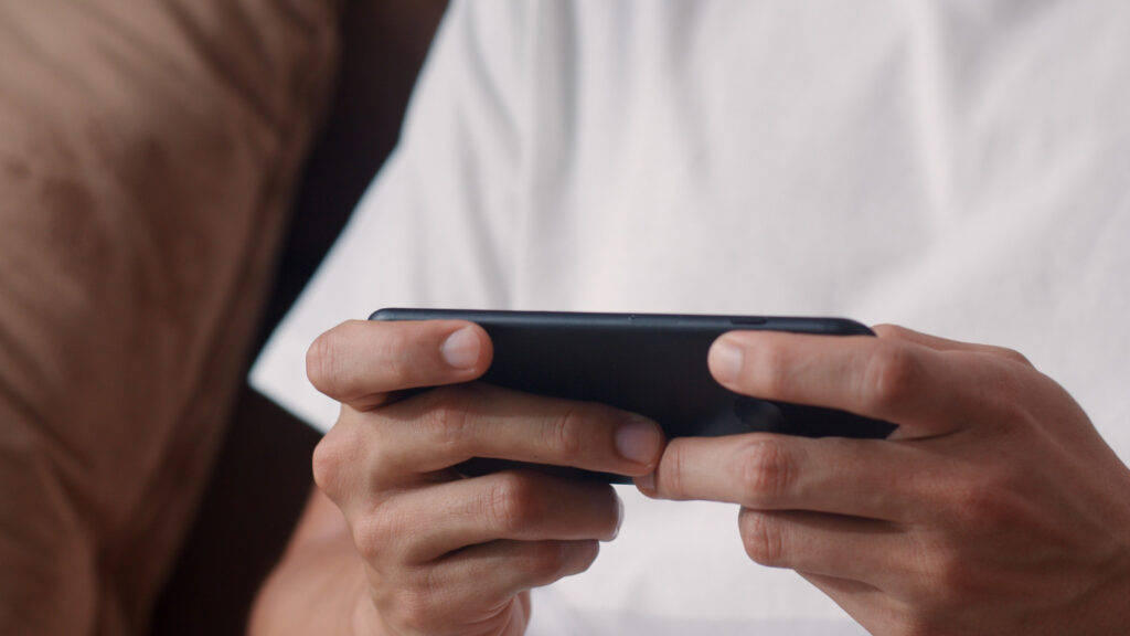 How to Download Real Money Gaming Apps on Mobile | Techno FAQ